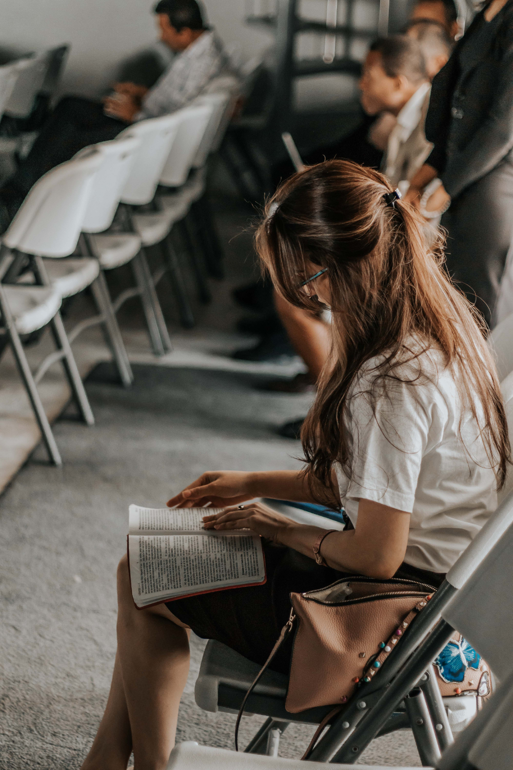 How To Live Life Like Jesus Today - Clothed With Dignity